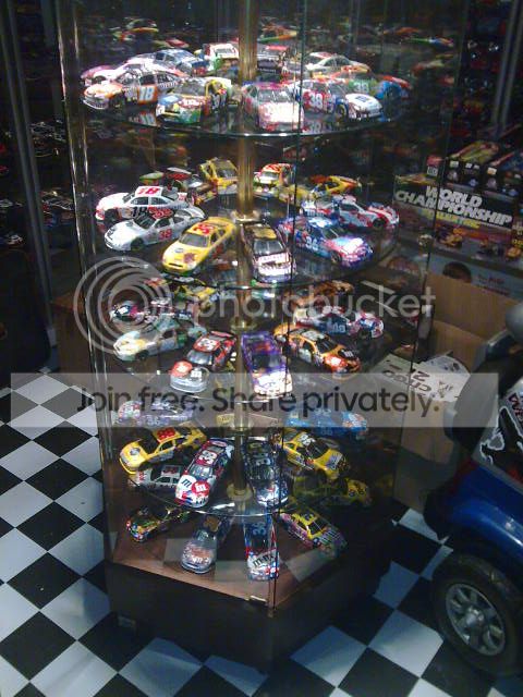 Rotating Display Cases | Diecast Crazy Forums